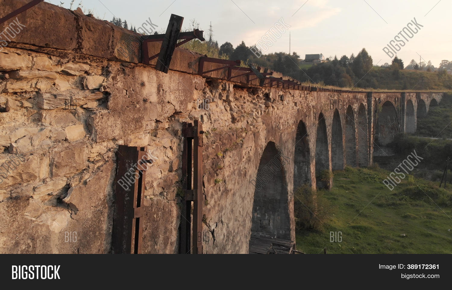 Enumclaw Old Enclosed Bridge