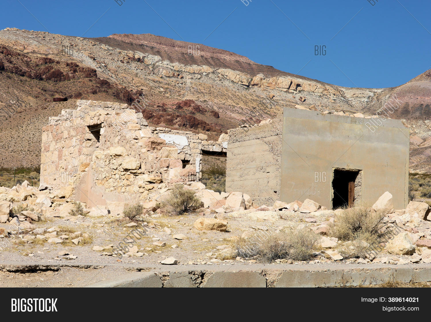 Collapsed Building Image & Photo (Free Trial) | Bigstock