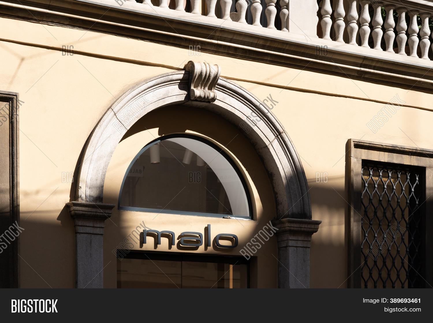 Malo Logo Store Milans Image & Photo (Free Trial) | Bigstock