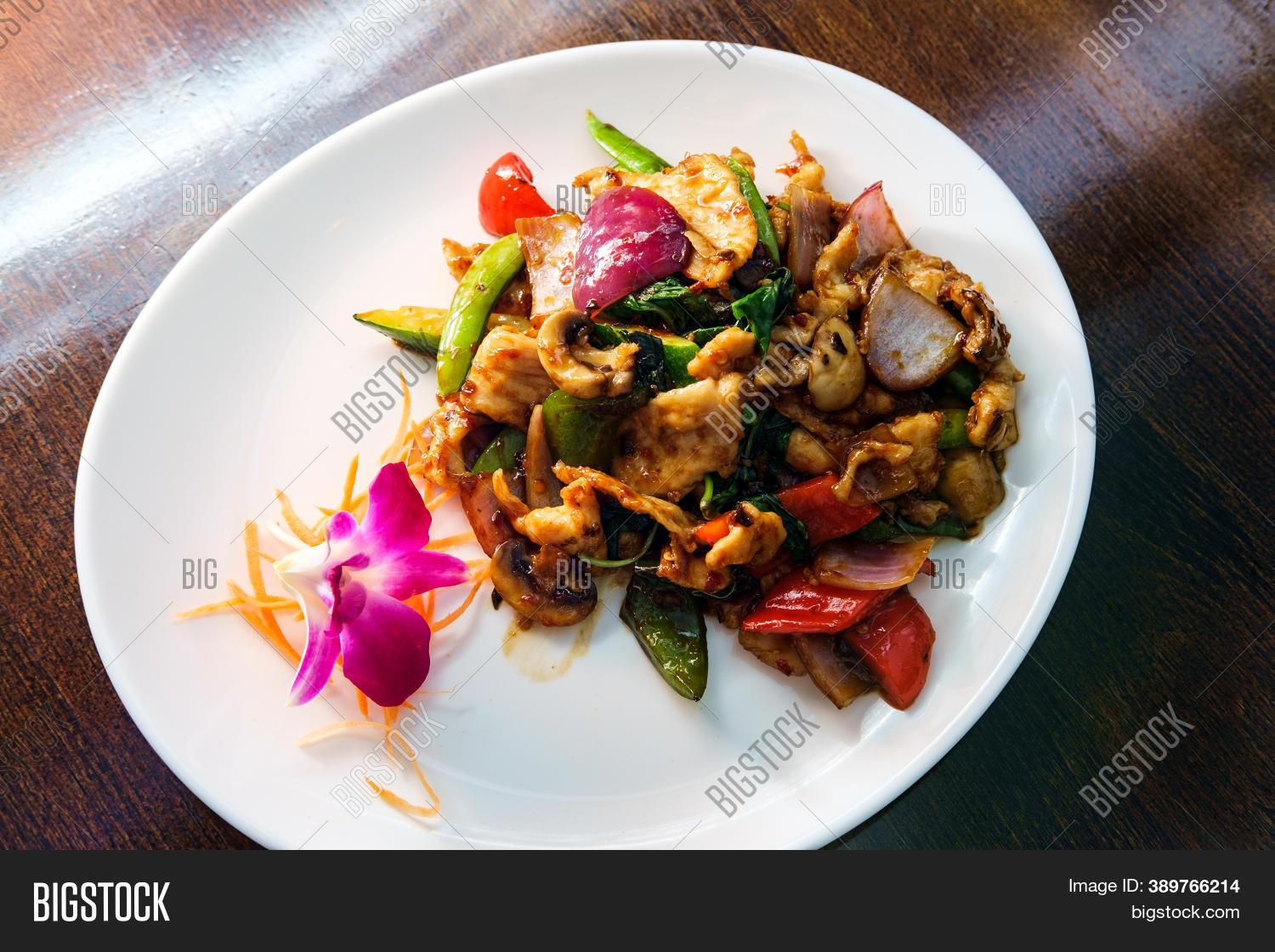 Phat Kaphrao Thai Image & Photo (Free Trial) | Bigstock