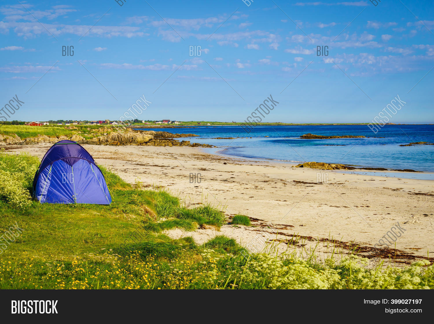 Tent On Beach Seashore Image & Photo (Free Trial) | Bigstock
