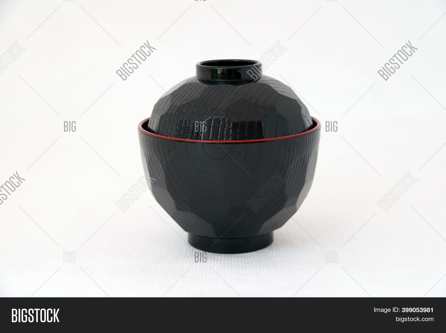 Japanese Soup Bowl Cap Image & Photo (Free Trial) | Bigstock