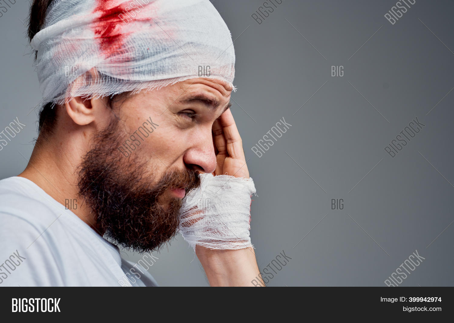 Man Bandaged Head Image & Photo (Free Trial) | Bigstock