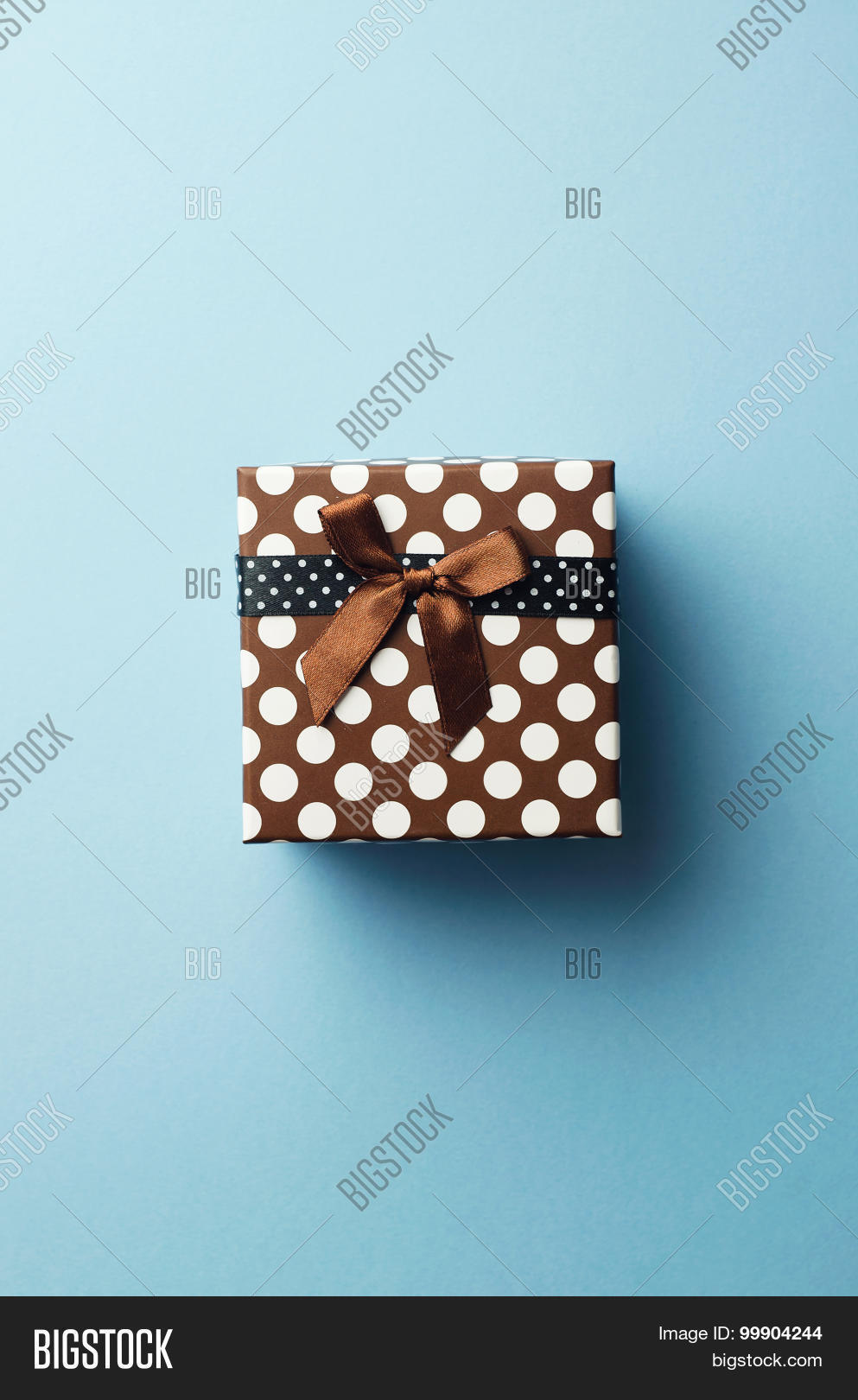 Christmas Present Box Image & Photo (Free Trial) | Bigstock