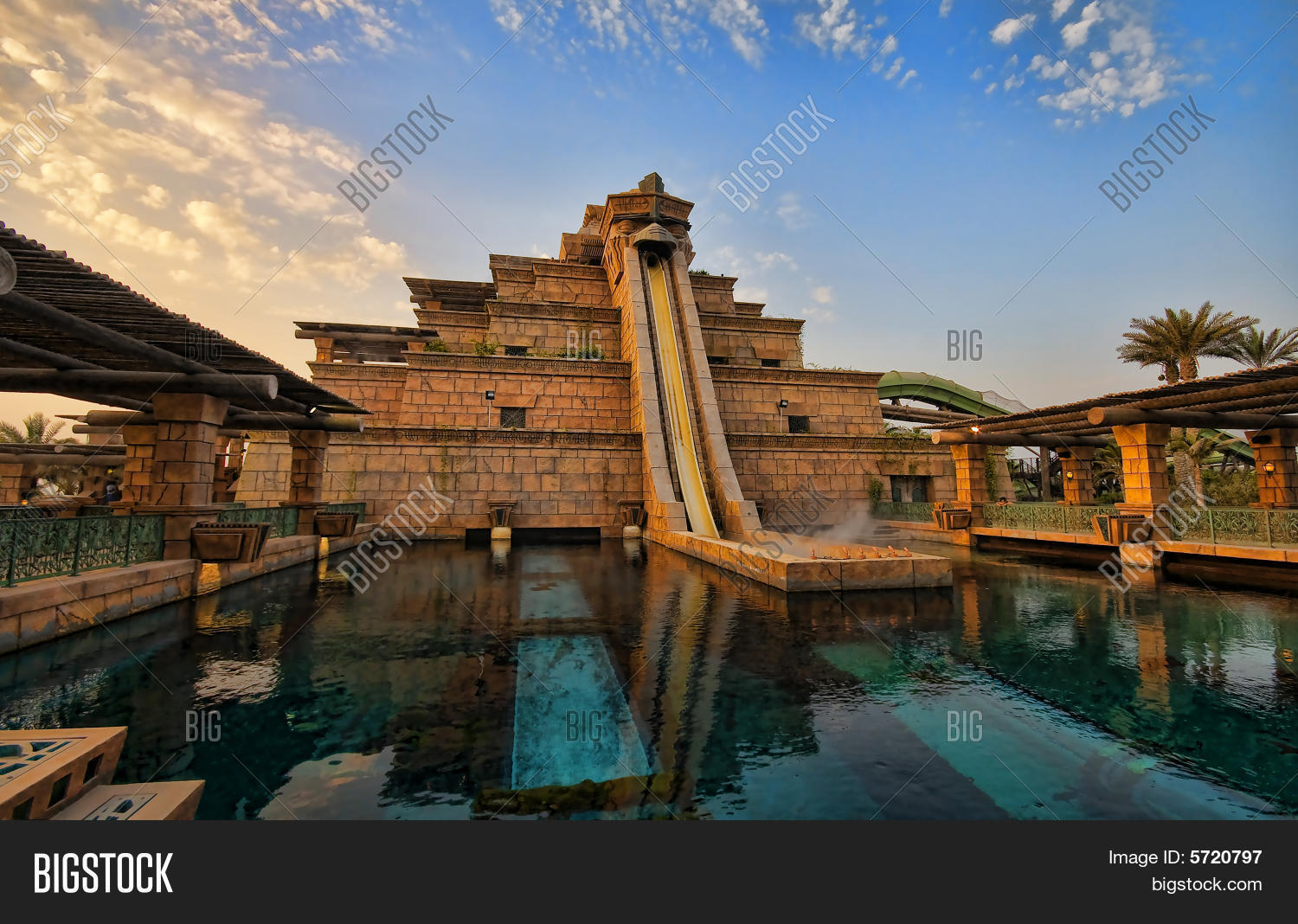 The Leap of Faith Slide in Atlantis Aquaventure in Dubai, UAE. Stock ...
