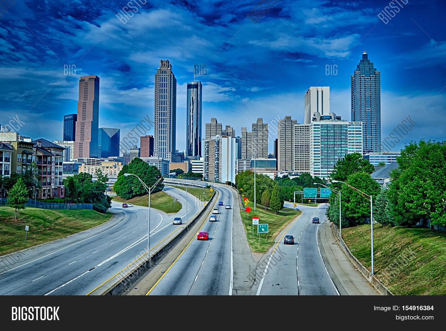 the atlanta georgia city downtown skyline view Stock Photo & Stock ...
