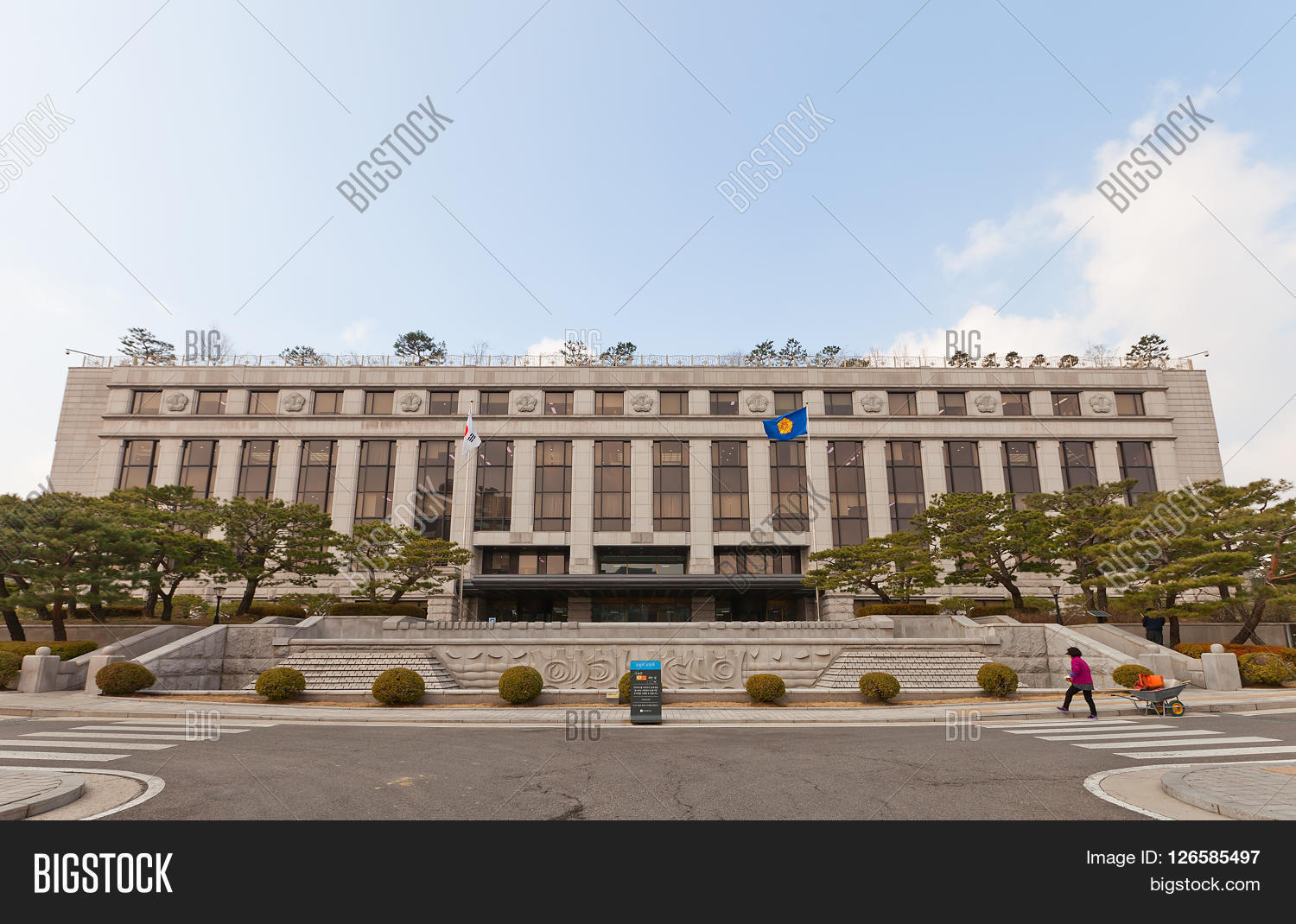 Do we Romanticize Historical Architecture? Have we Always? : r/history