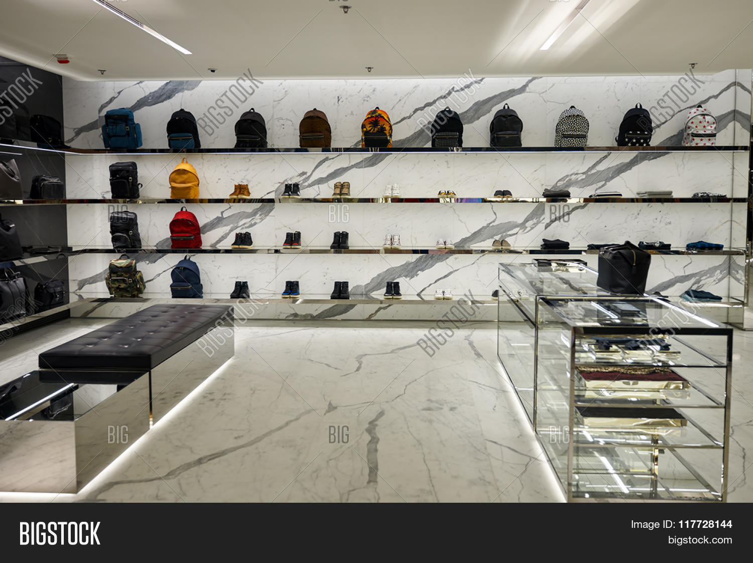 Yves Saint Laurent Milan Store Hong