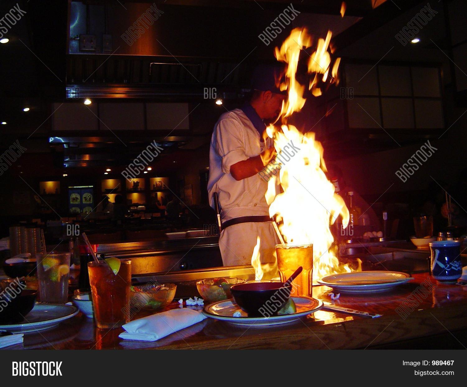 Restaurant Japanese Food Fire Chef Gourmet International Sushi ...